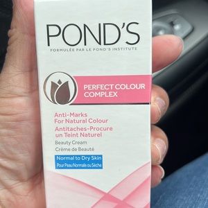 Pond’s | Skincare | Ponds Brightening Perfect Colour Complex Antimarks ...
